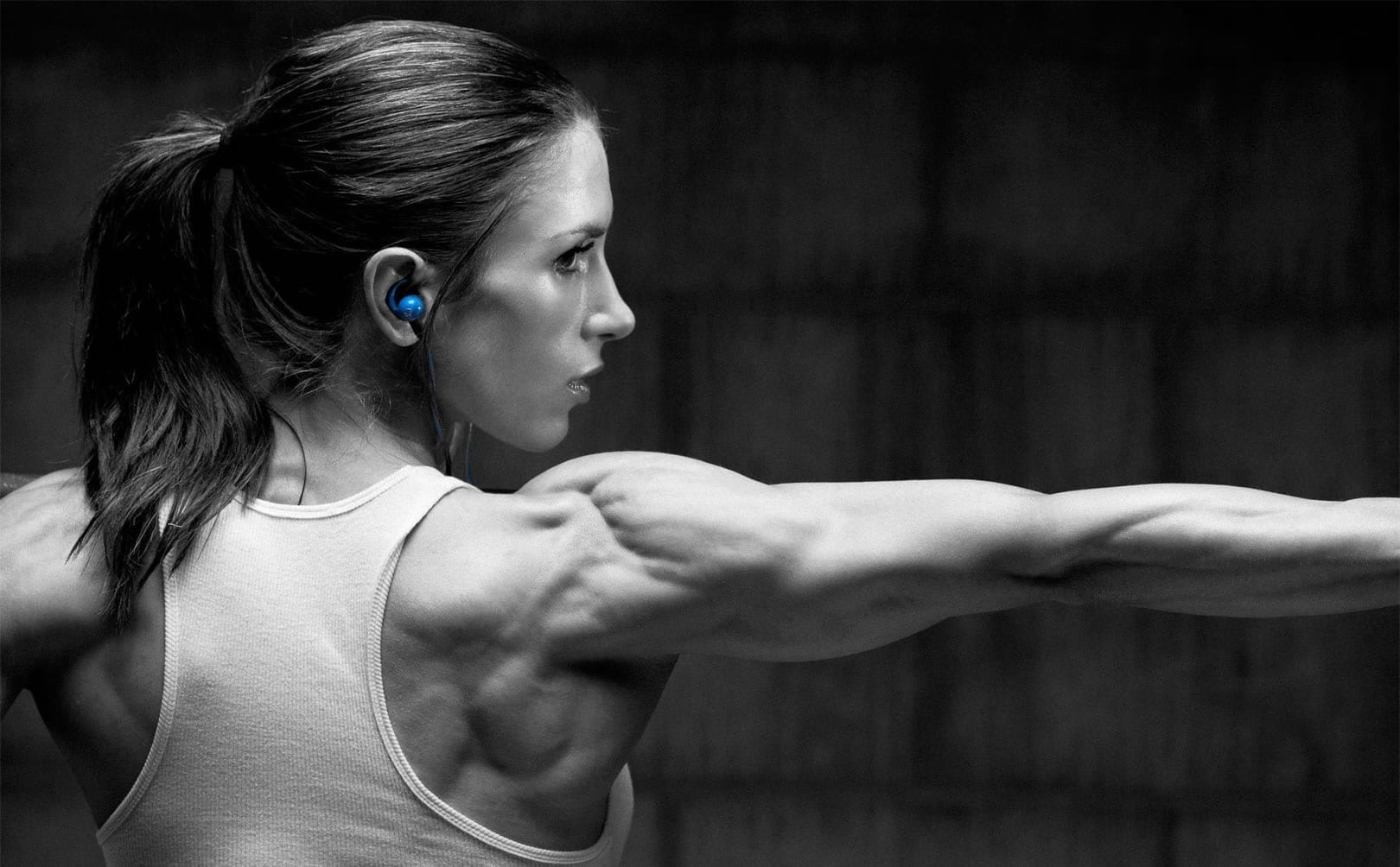 Entrena con música para ser más fuerte en el gimnasio